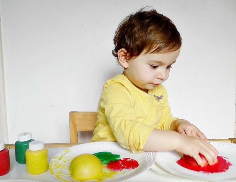 Montessori Inspired Apple Unit for Toddlers – My Little Keepers